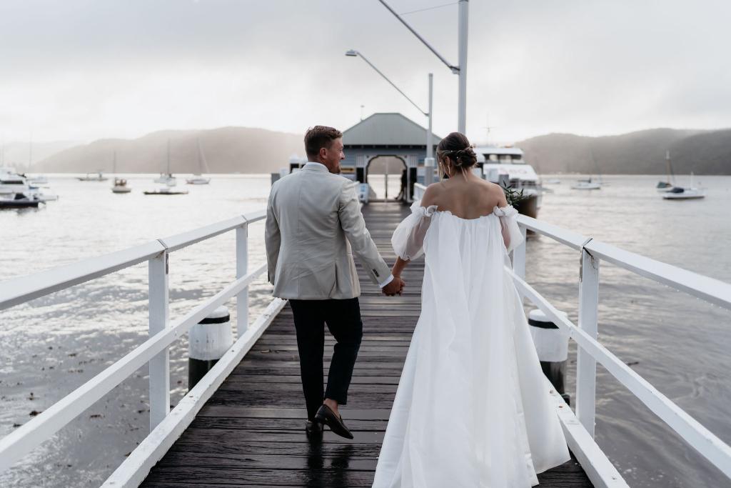 Minimalist Wedding Dress Ideas to Embrace Elegance - Karen Willis Holmes