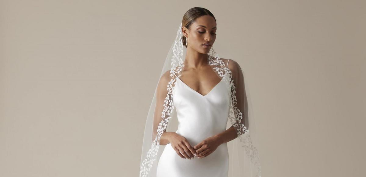 Best Wedding Veils: Types, Brands, and Trends 2025 - Karen Willis Holmes