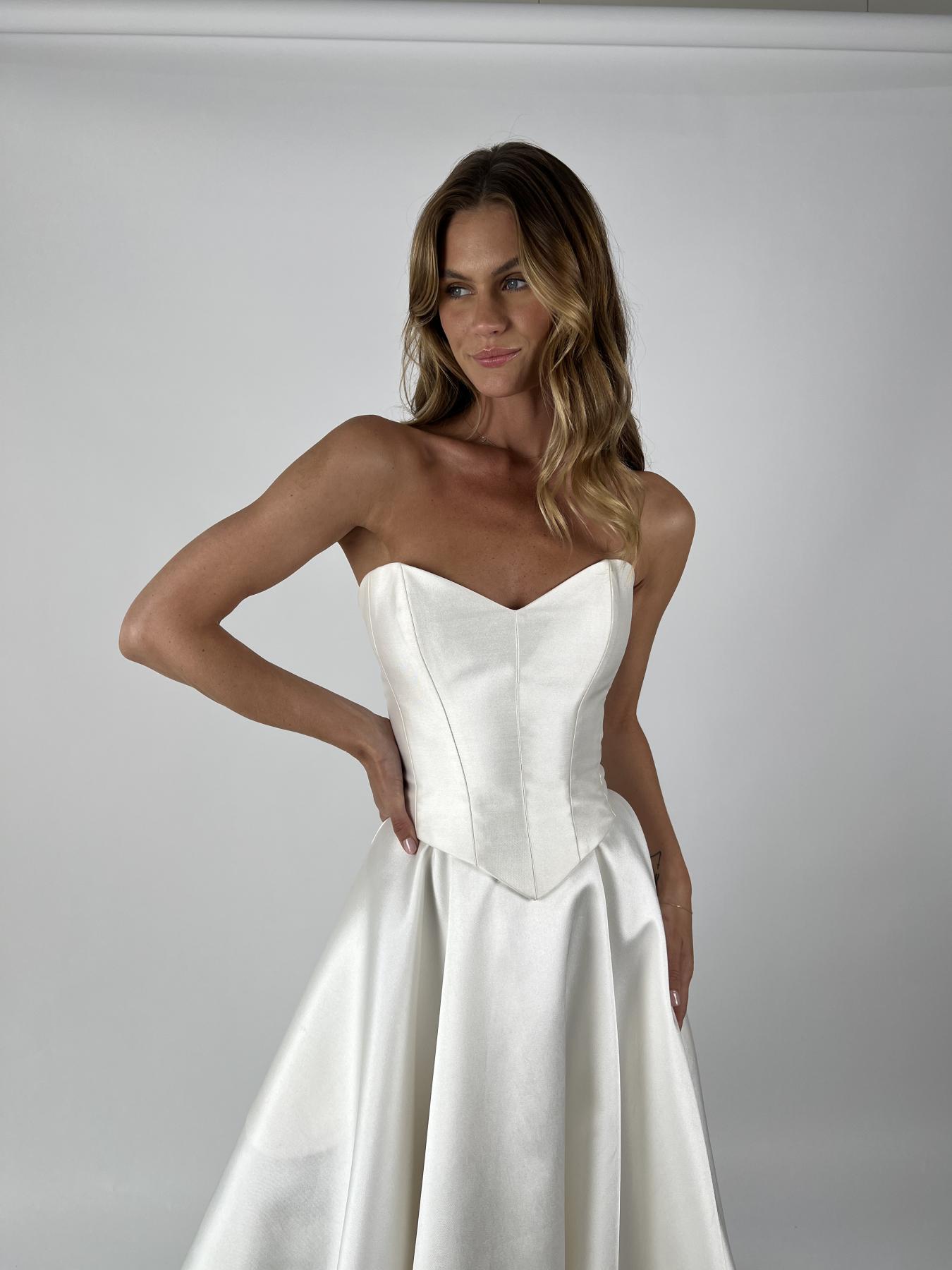 Kitty Dip & Maude | Classic Basque Gown | KWH Bridal